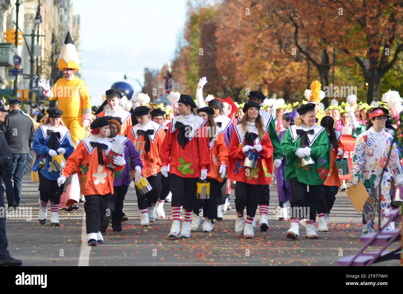 New York City, United States. 23rd November, 2023. Thousands ...