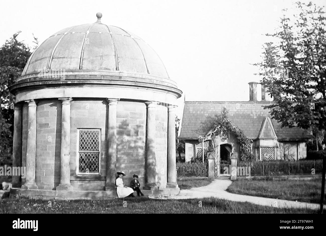 Harrogate yorkshire victorian Black and White Stock Photos & Images - Alamy