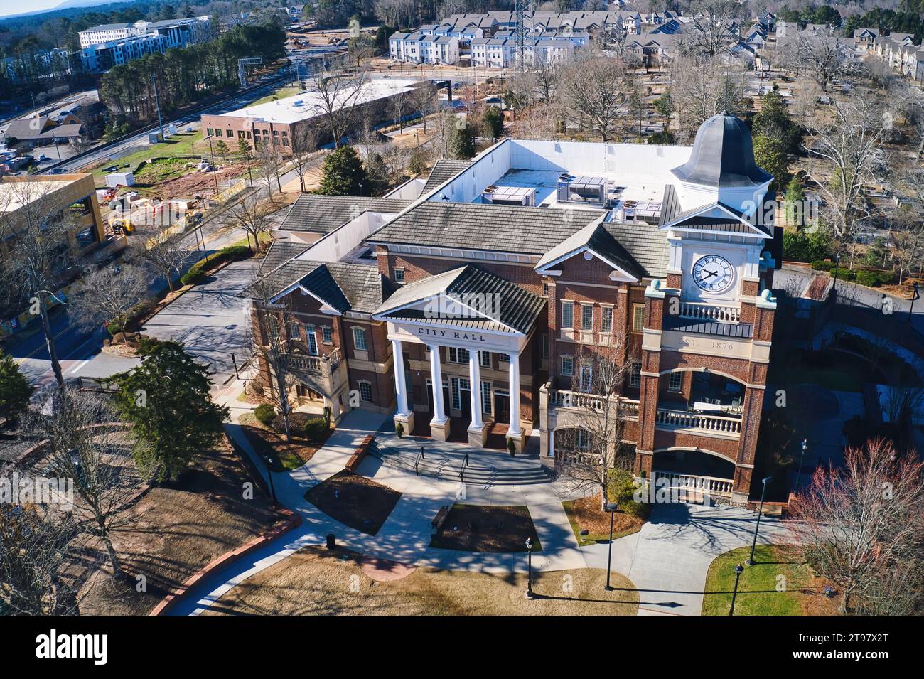 Aerial panoramic view of Duluth City Hall and Town Greene in downtown Duluth GA Stock Photo - Alamy