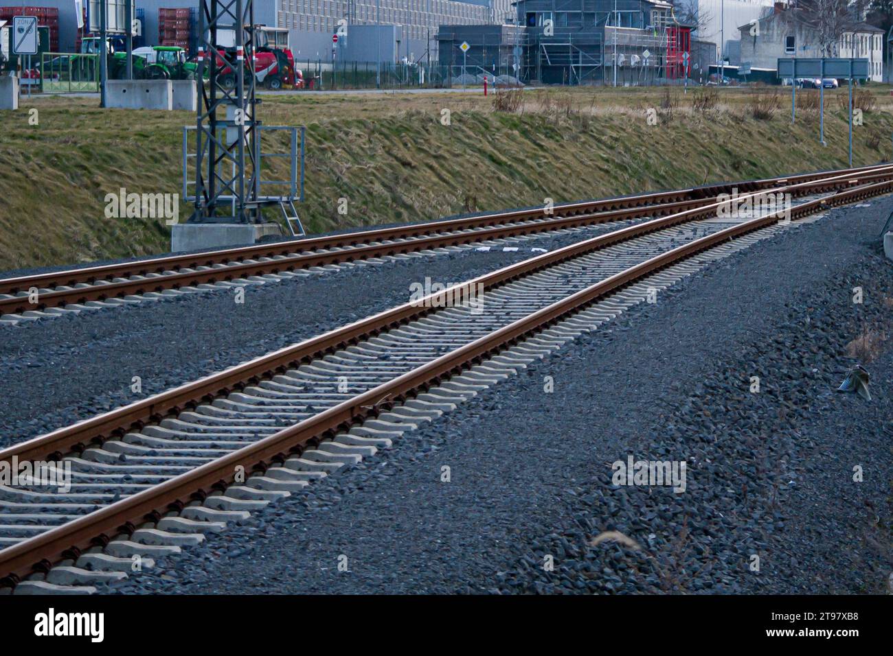 Two parallel roads hi-res stock photography and images - Alamy