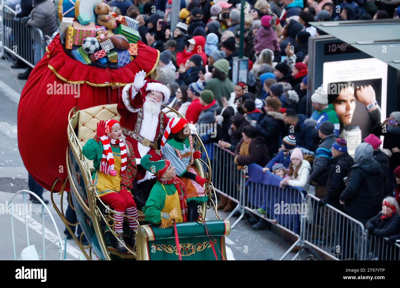 New York, United States. 23rd Nov, 2023. Santa Claus and his helpers ...