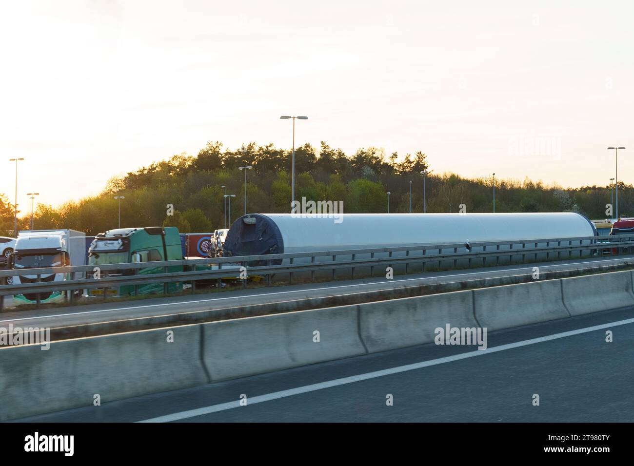 Oversized cylindrical load hi-res stock photography and images - Alamy