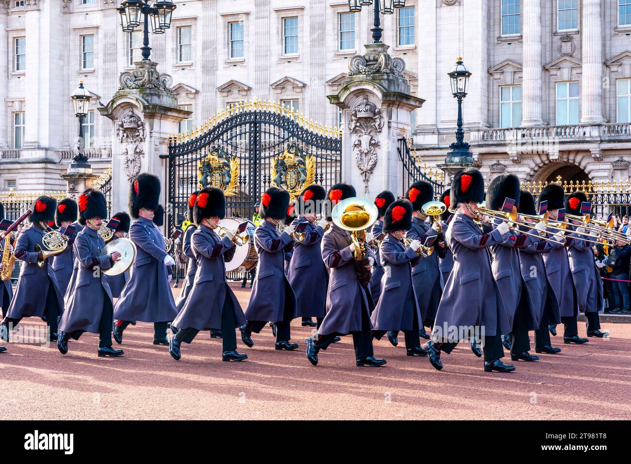 Coldstream guards band hi-res stock photography and images - Alamy