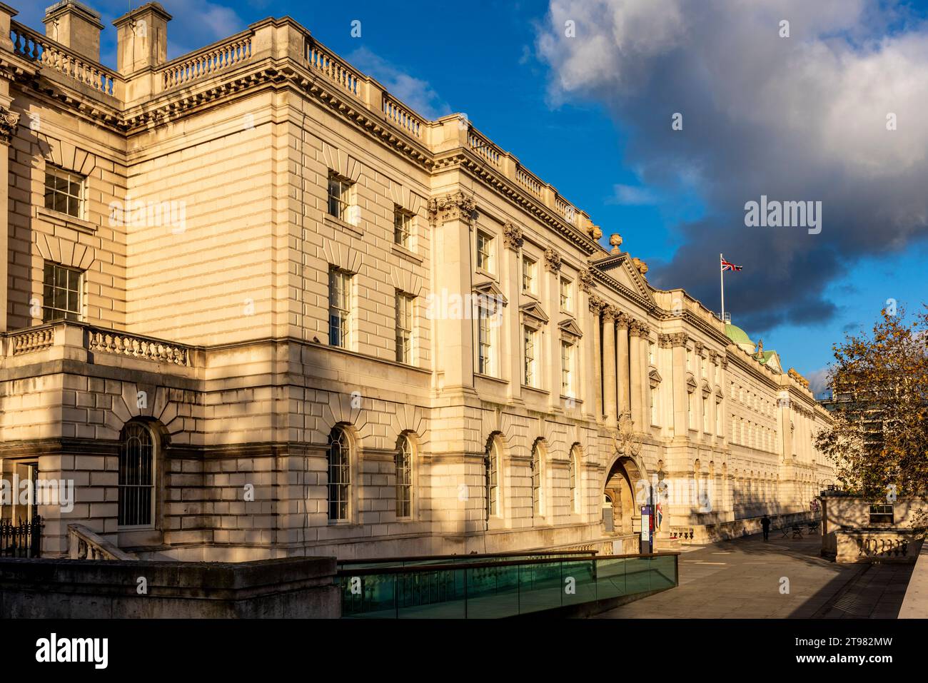 Somerset house 2023 hi-res stock photography and images - Alamy