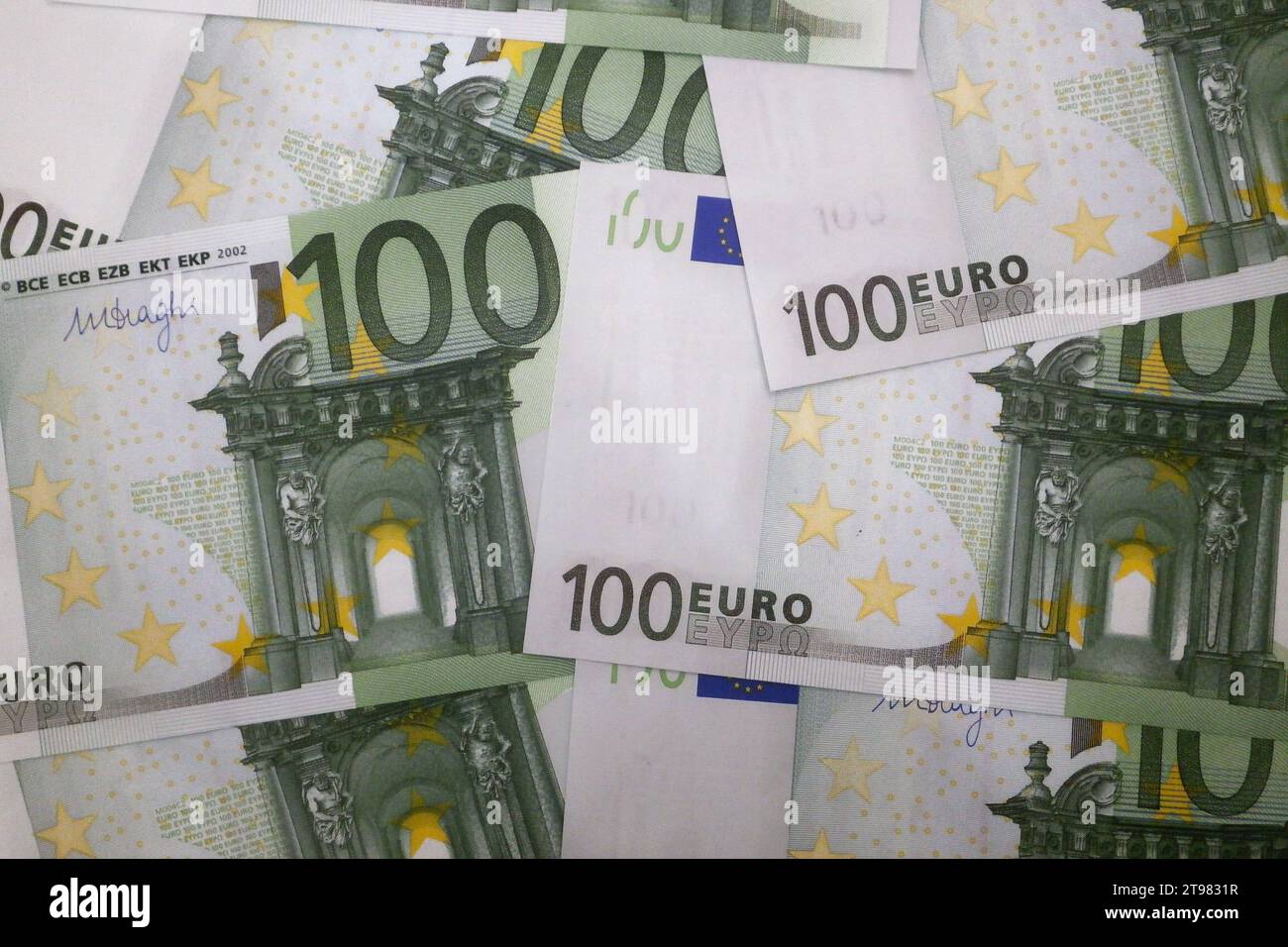 Close-up on a stack of Hundred euro banknotes Stock Photo - Alamy