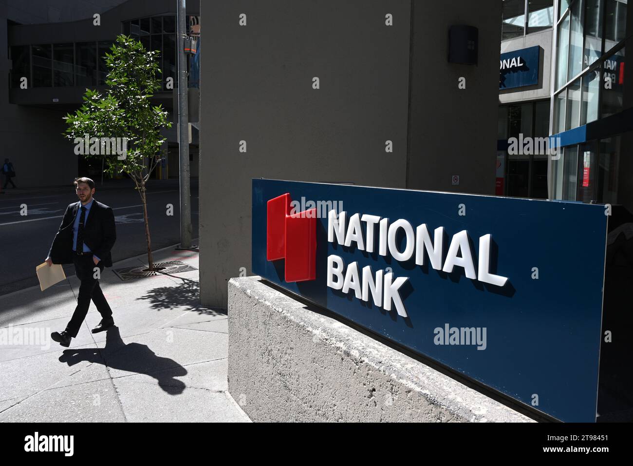 Canada central bank hi-res stock photography and images - Alamy