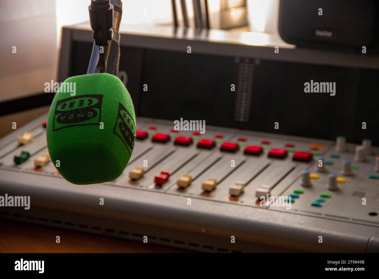 Talk radio presenters hi-res stock photography and images - Alamy
