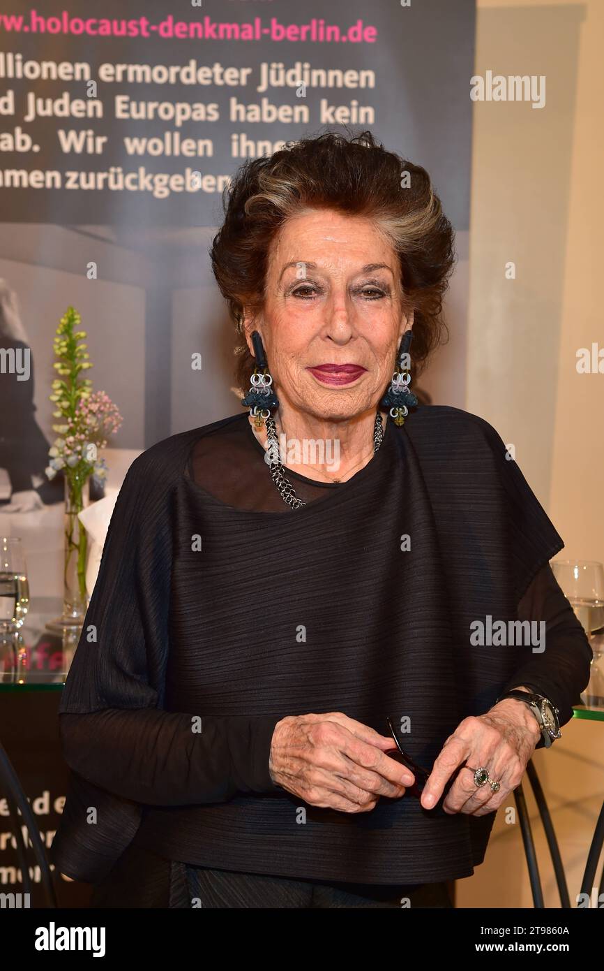 Edith renate ursula rosh hi-res stock photography and images - Alamy