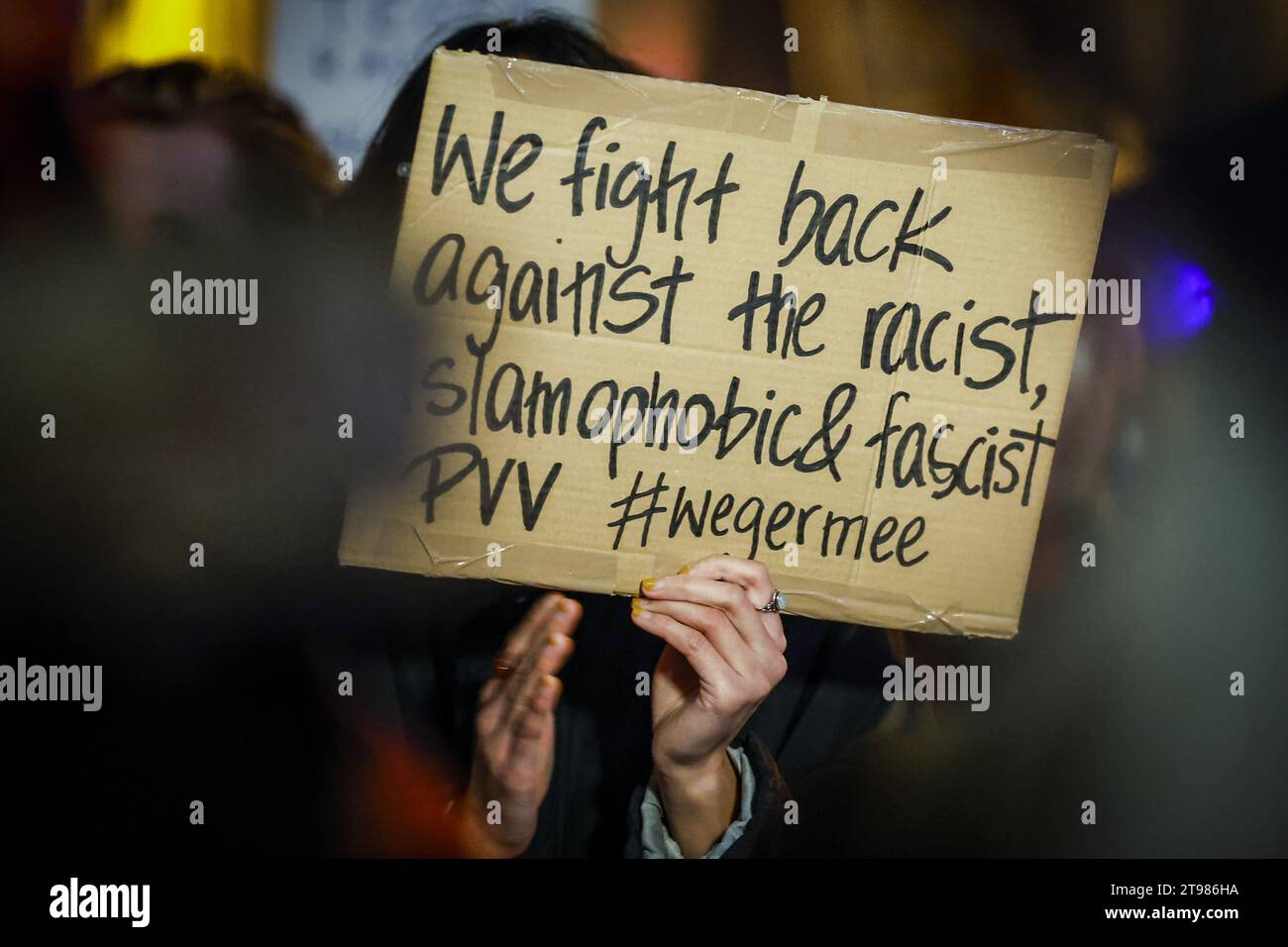 Left movement hi-res stock photography and images - Alamy