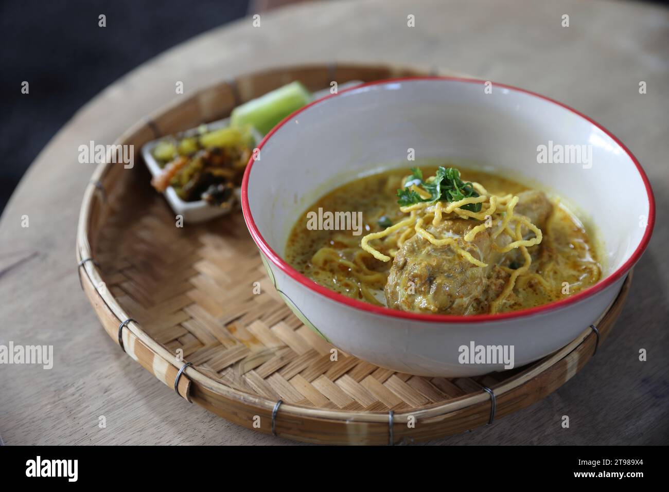 Beef khao soi traditional hi-res stock photography and images - Alamy