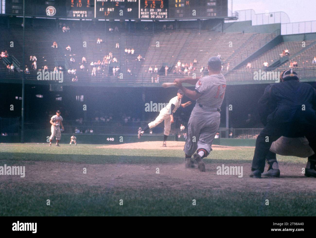 DETROIT, MI - JUNE 29: Pitcher Dave Sisler #30 of the Detroit Tigers ...