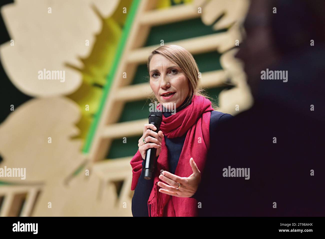 Emily buning hi-res stock photography and images - Alamy