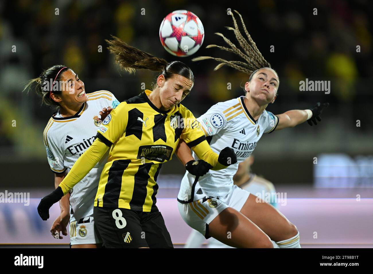 Gothenburg, Sweden. 23rd Nov, 2023. Häcken's Rosa Kafaji (C) against ...
