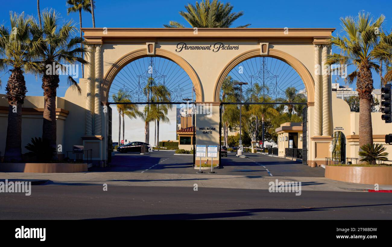 Paramount Pictures Studios at Melrose Avenue in Hollywood - LOS ANGELES ...