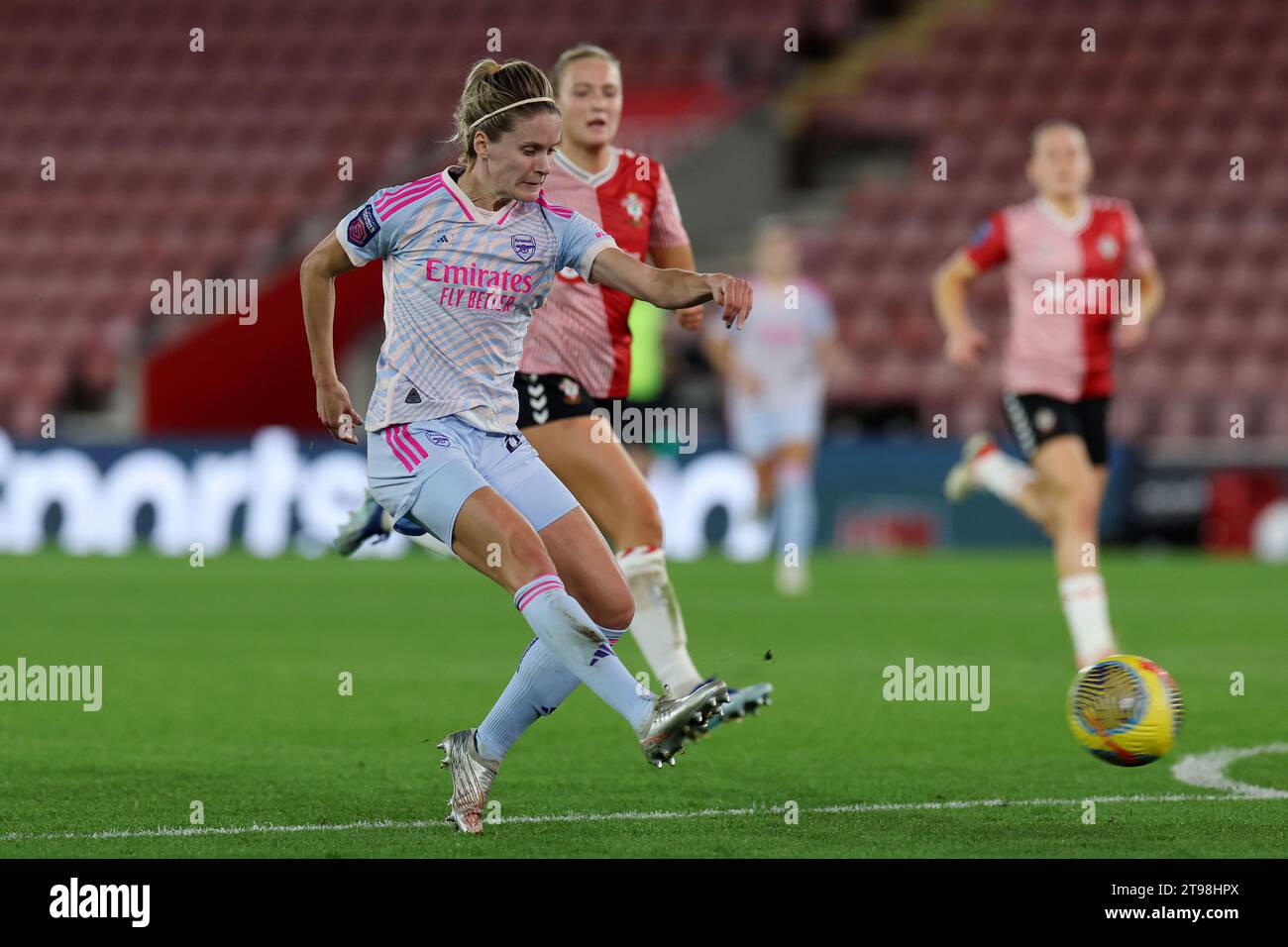 Southampton, UK. 23rd Nov, 2023. Cloe Lacasse (24 Arsenal) has a shot ...
