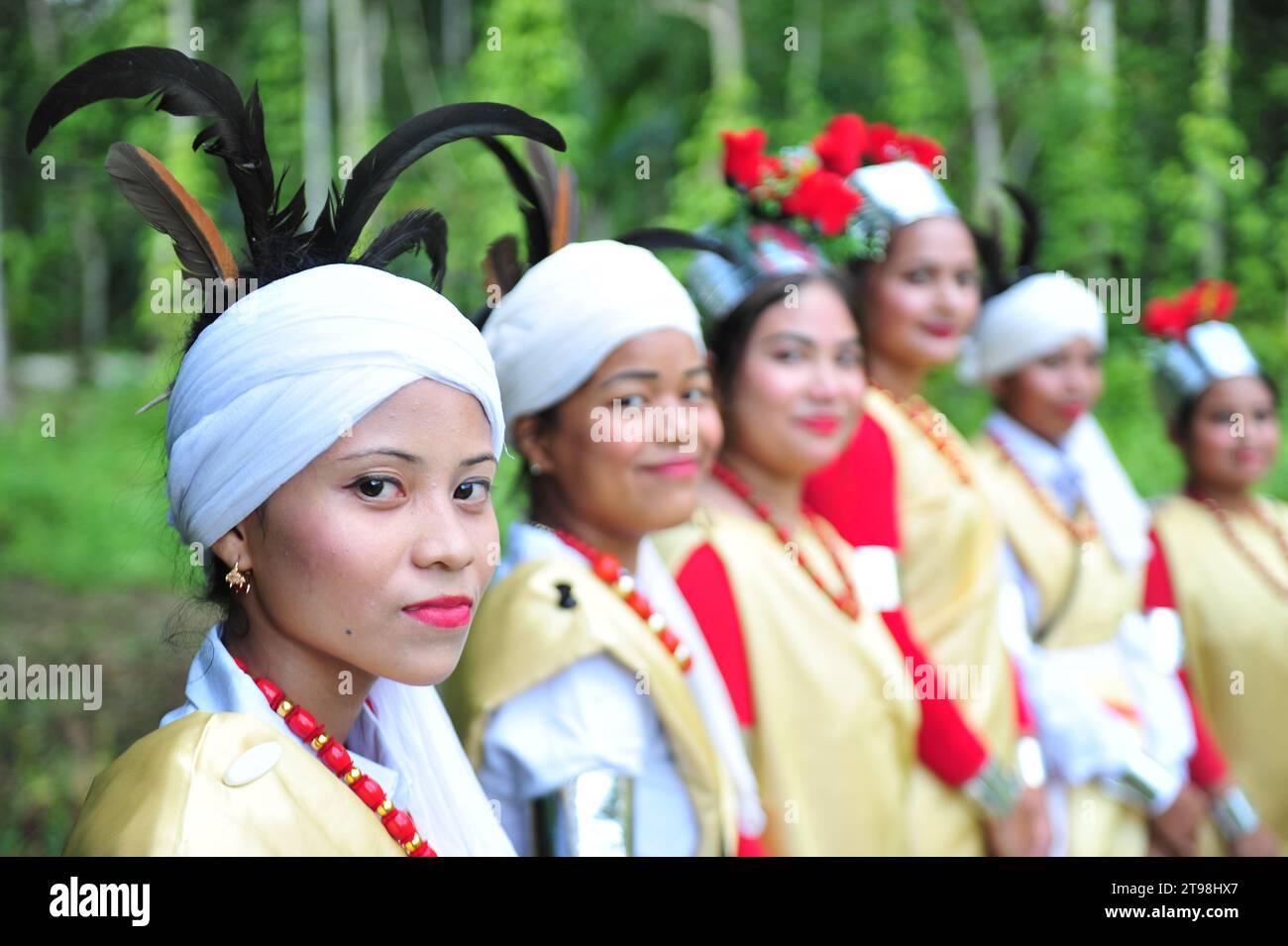 Sylhet, Bangladesh. 23rd November 2023. The Khasi Tribe dressed in ...
