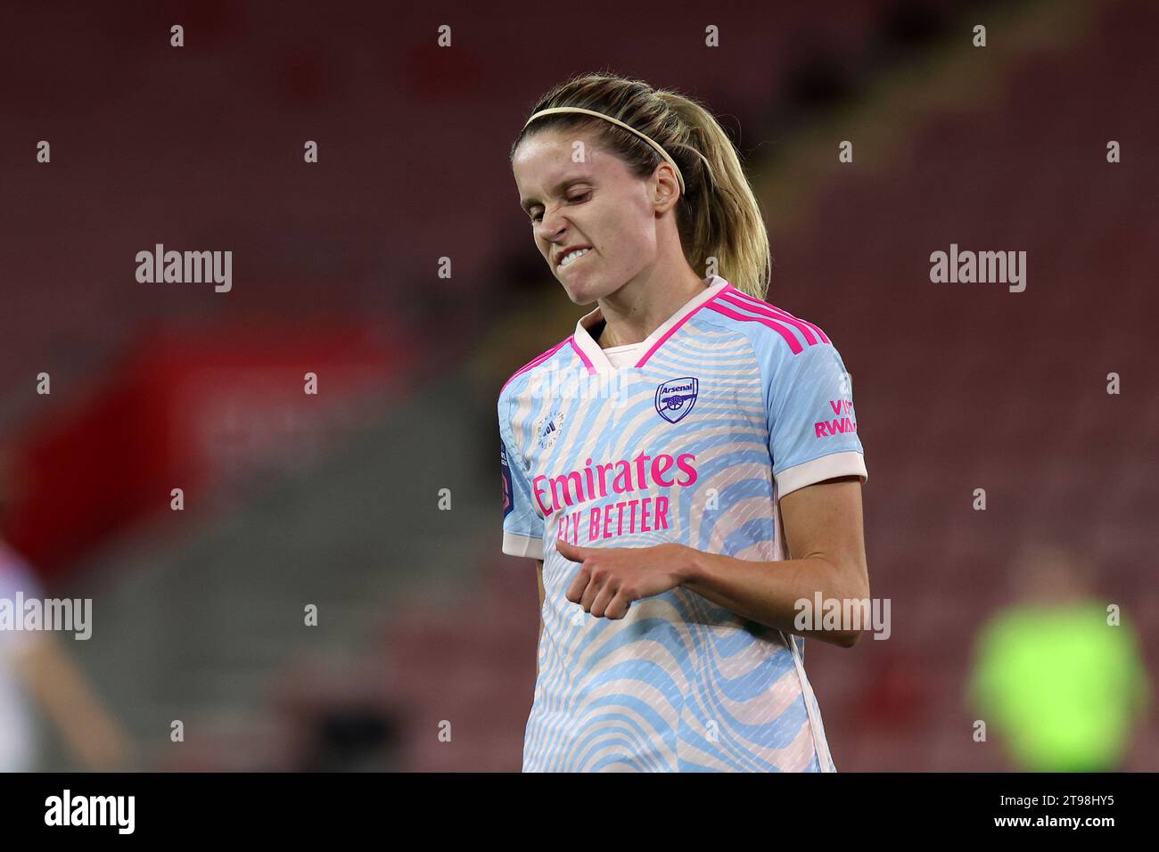 Southampton, UK. 23rd Nov, 2023. Cloe Lacasse (24 Arsenal) rues a ...