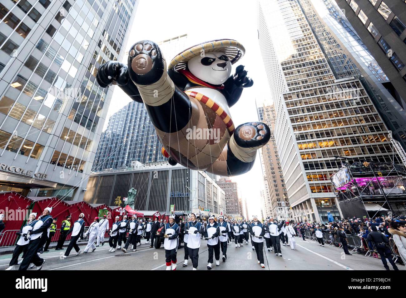Kung fu panda po balloon hi-res stock photography and images - Alamy