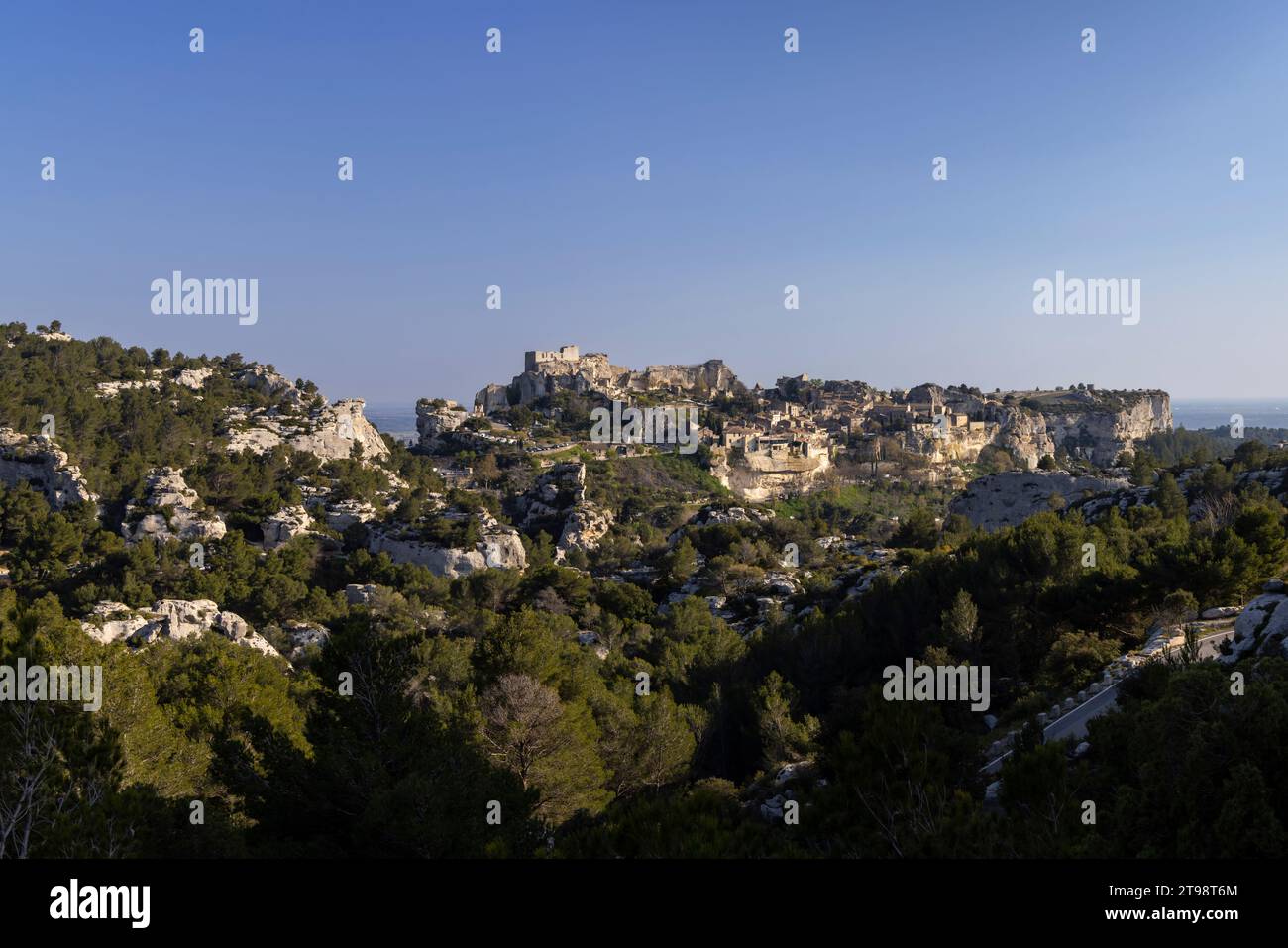 Medieval castle and village, Les Baux-de-Provence, Alpilles mountains ...