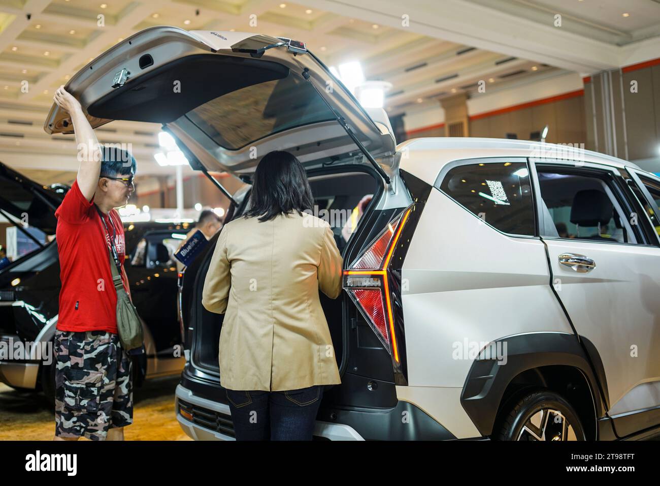 Bandung, Indonesia. 23rd Nov, 2023. Visitors see various cars at the ...