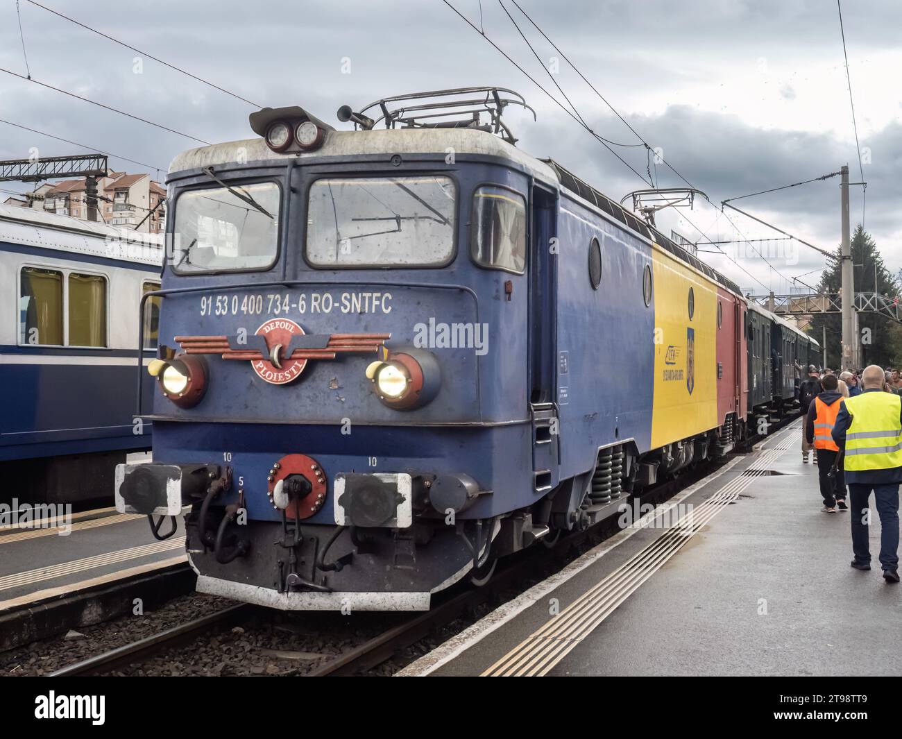 Vintage train Moldovita in Petrosani station, Hunedoara, Romania Stock ...