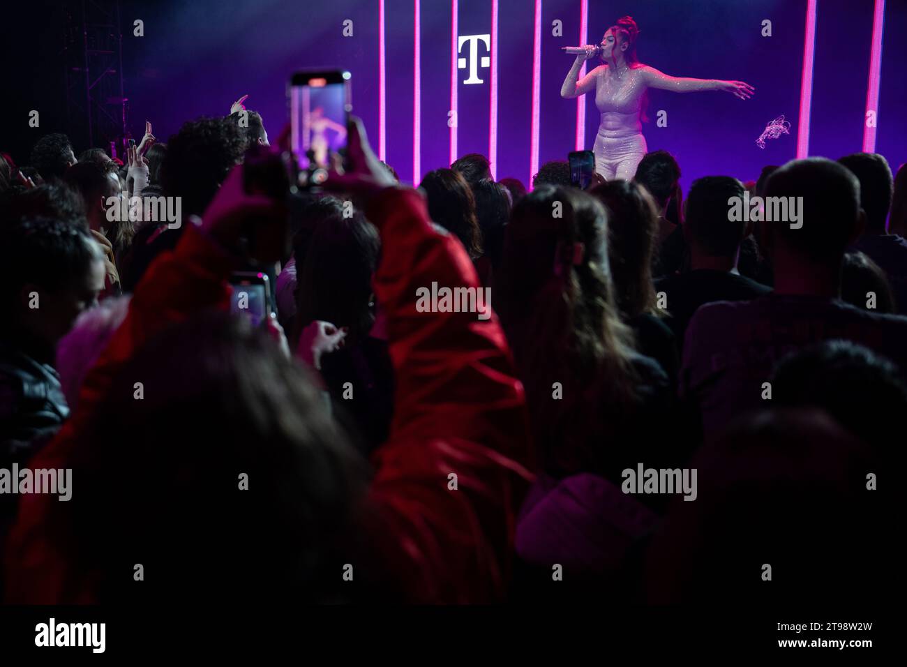 Berlin, Germany. 23rd Nov, 2023. Rapper Badmómzjay presents her new ...