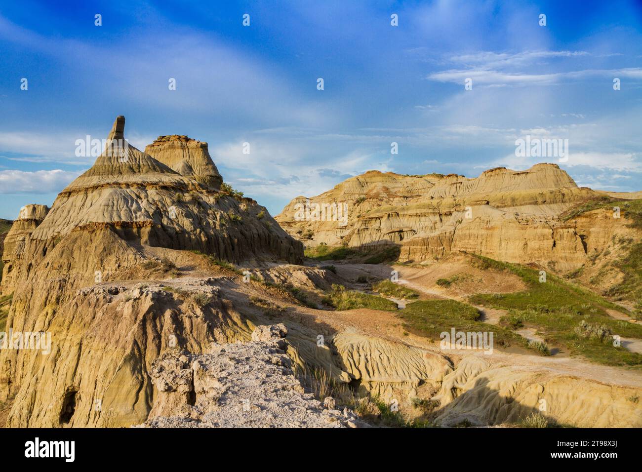 Landscape of geological formations in the Badlands of Alberta Stock ...