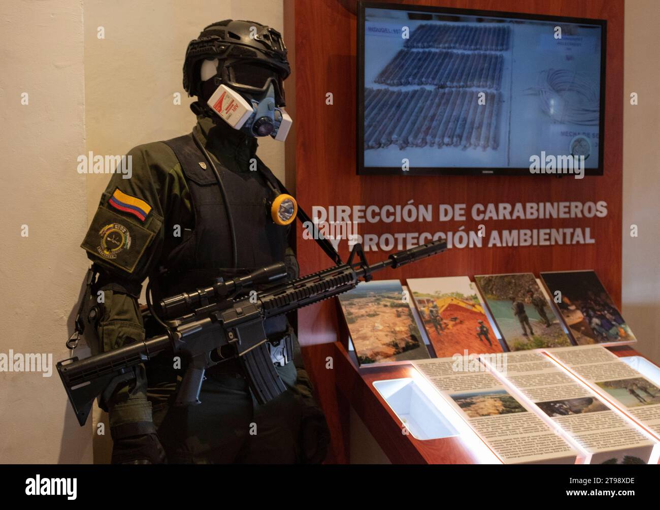 Colombian Environment police special unit suit at colombian police ...