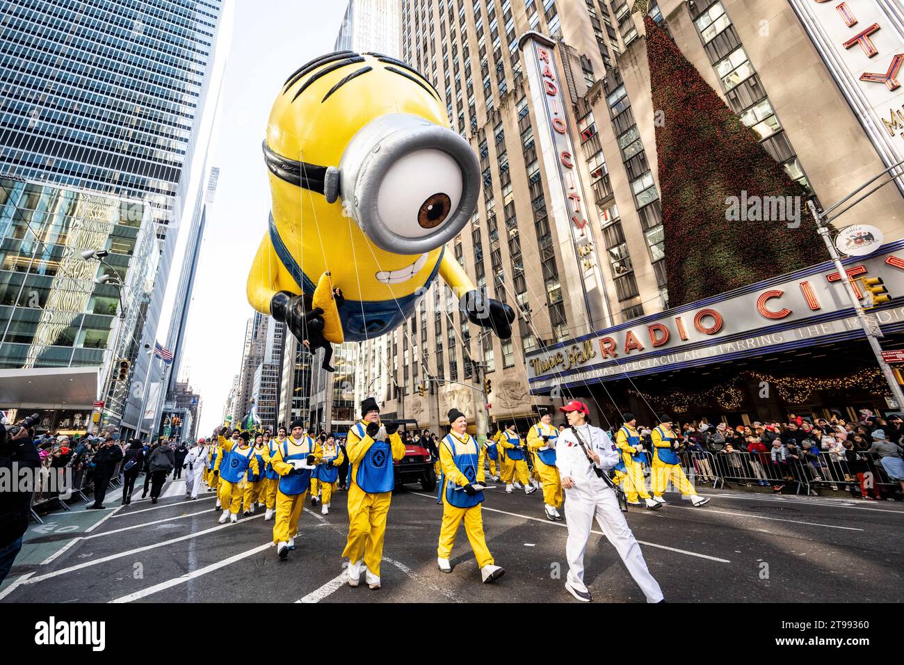 New York United States 23rd Nov 2023 The Stuart The Minion Balloon