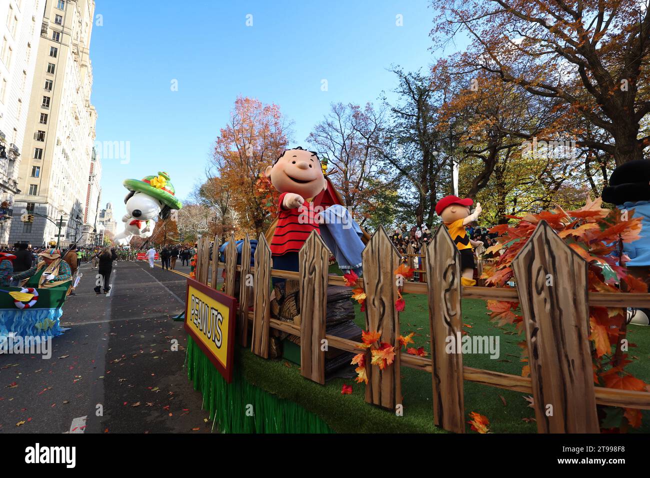 The Camp Snoopy float heads down the parade route during The 97th Macy ...