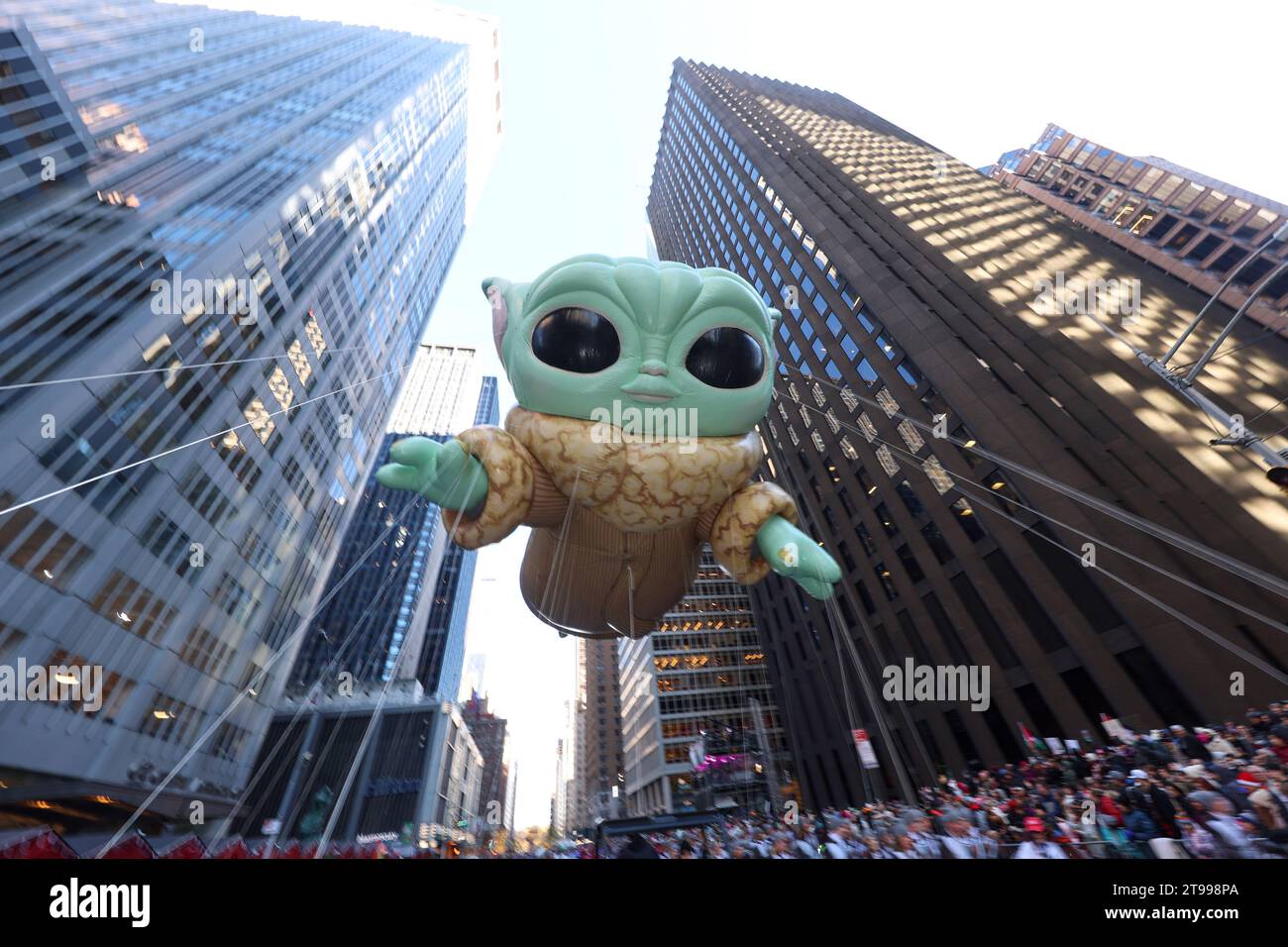 Happy thursday can hi-res stock photography and images - Alamy