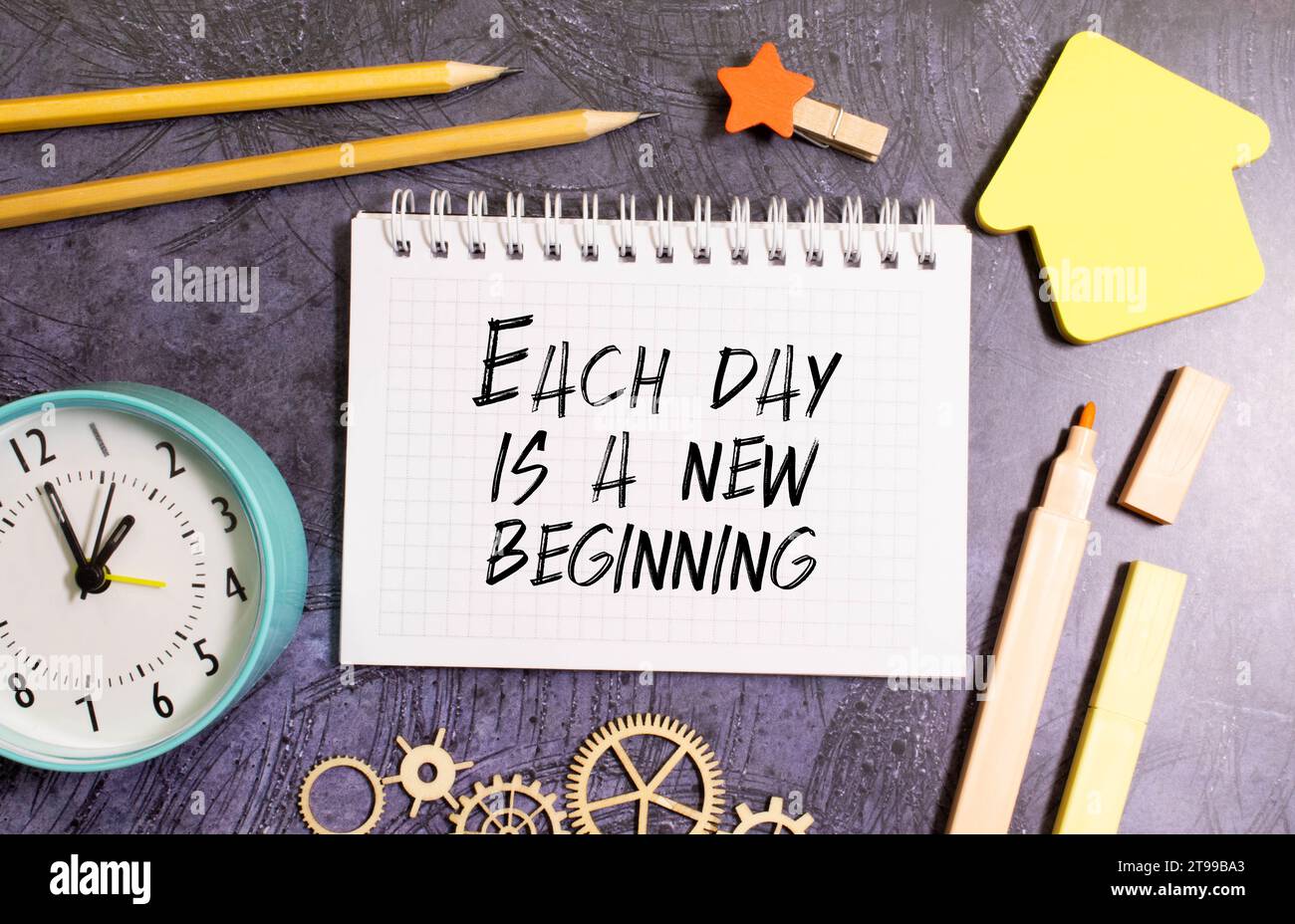 Closeup Business man hand holding show blank paper sheet mock up empty ...