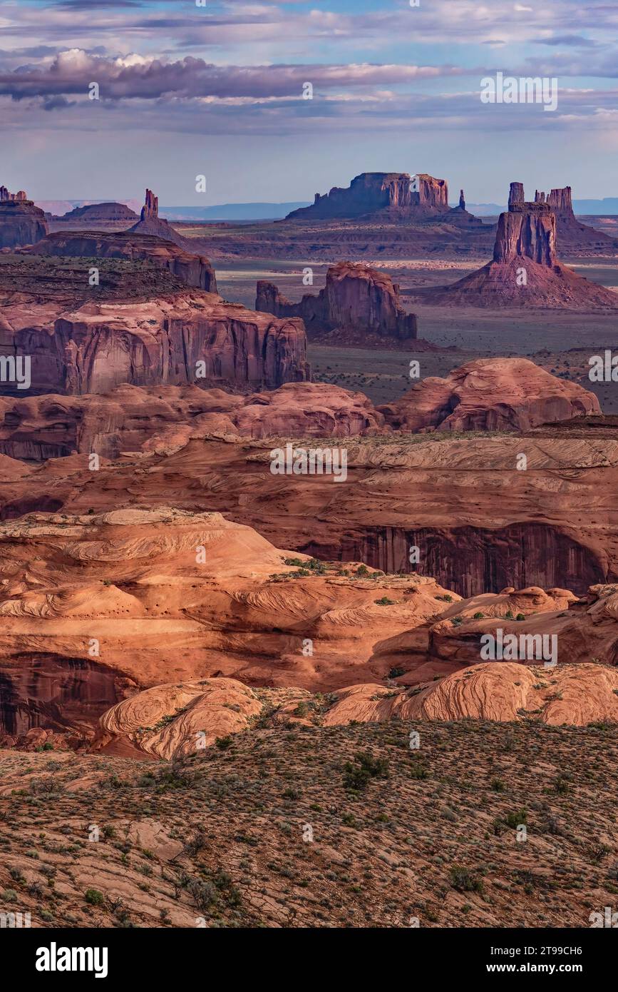 Monument Valley, viewed from Hunts Mesa Stock Photo - Alamy