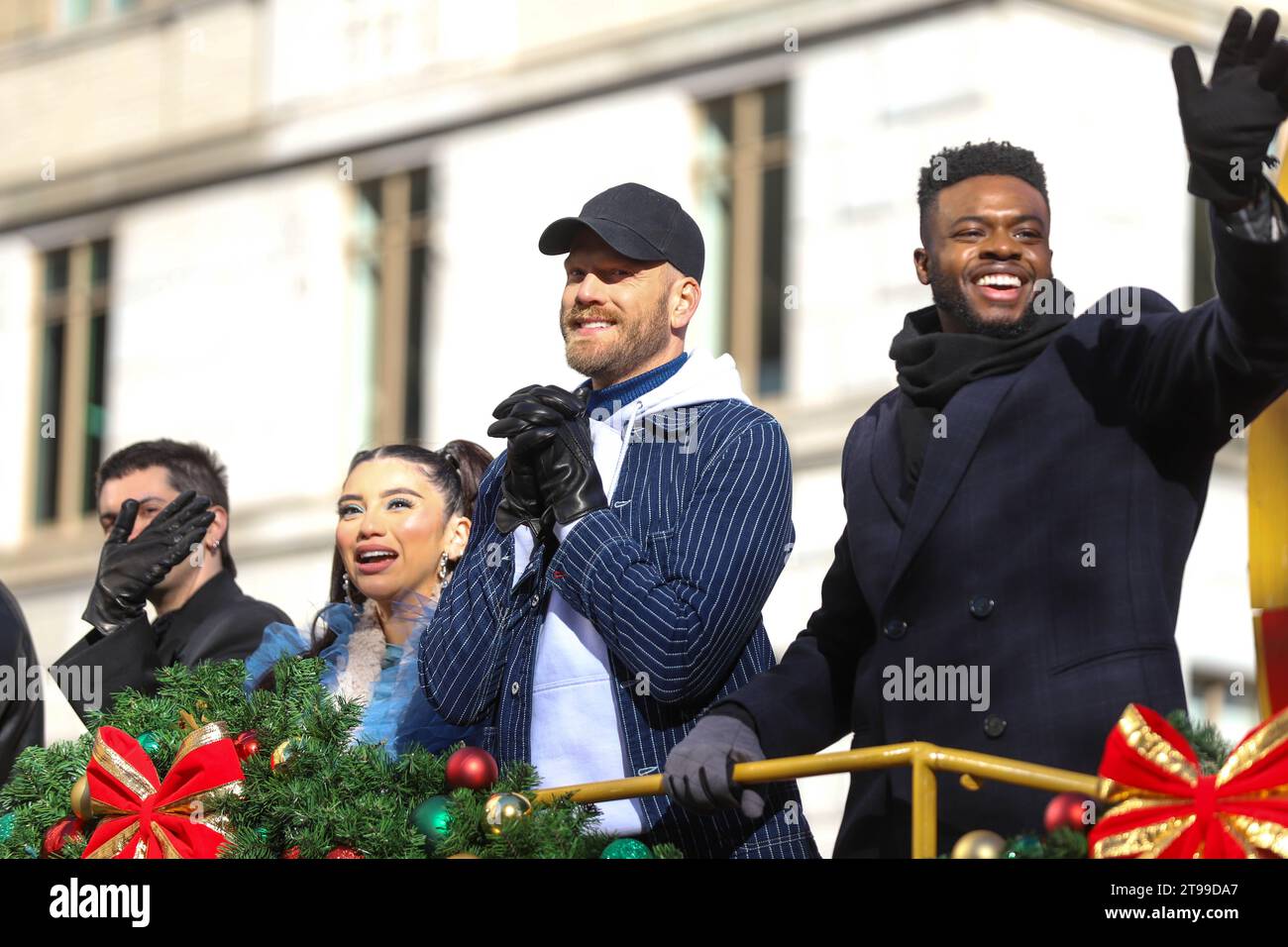 Scott Hoying, Mitch Grassi, Kirstin Maldonado, Matt Sallee, and Kevin ...