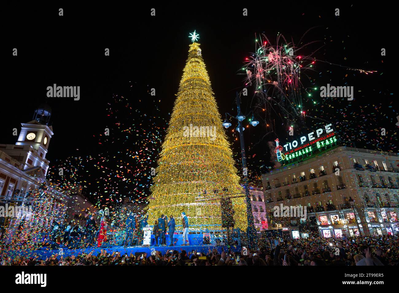 Madrid, Spain. 23rd Nov, 2023. View of the Christmas tree at Puerta del ...