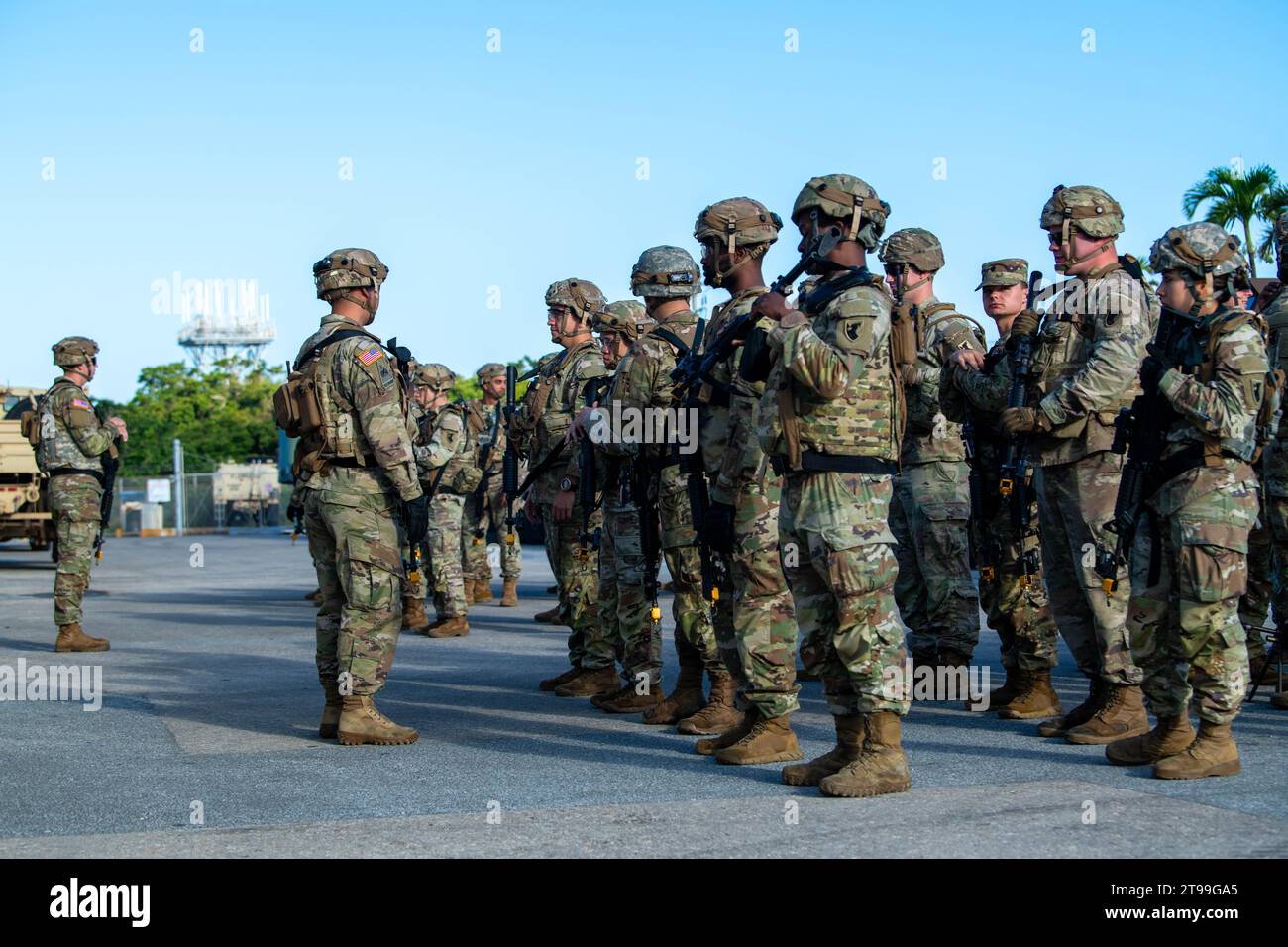 U.S. Army Soldiers assigned to the 1st Battalion, 1st Air Defense ...