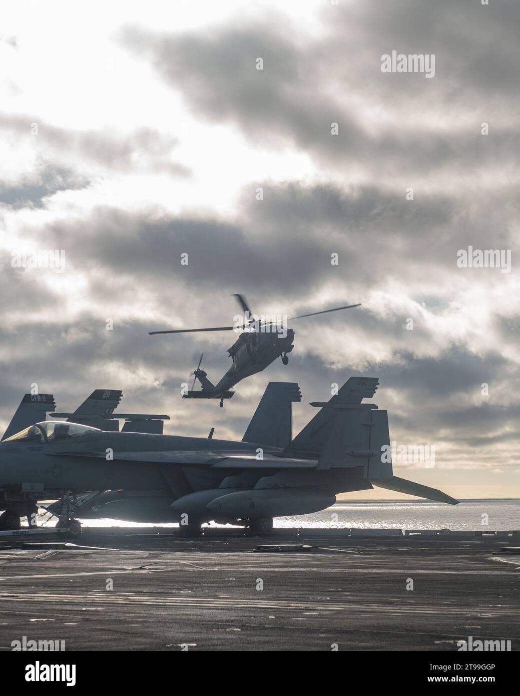 PACIFIC OCEAN (Nov. 17, 2023) An MH-60S Sea Hawk, assigned to the ...