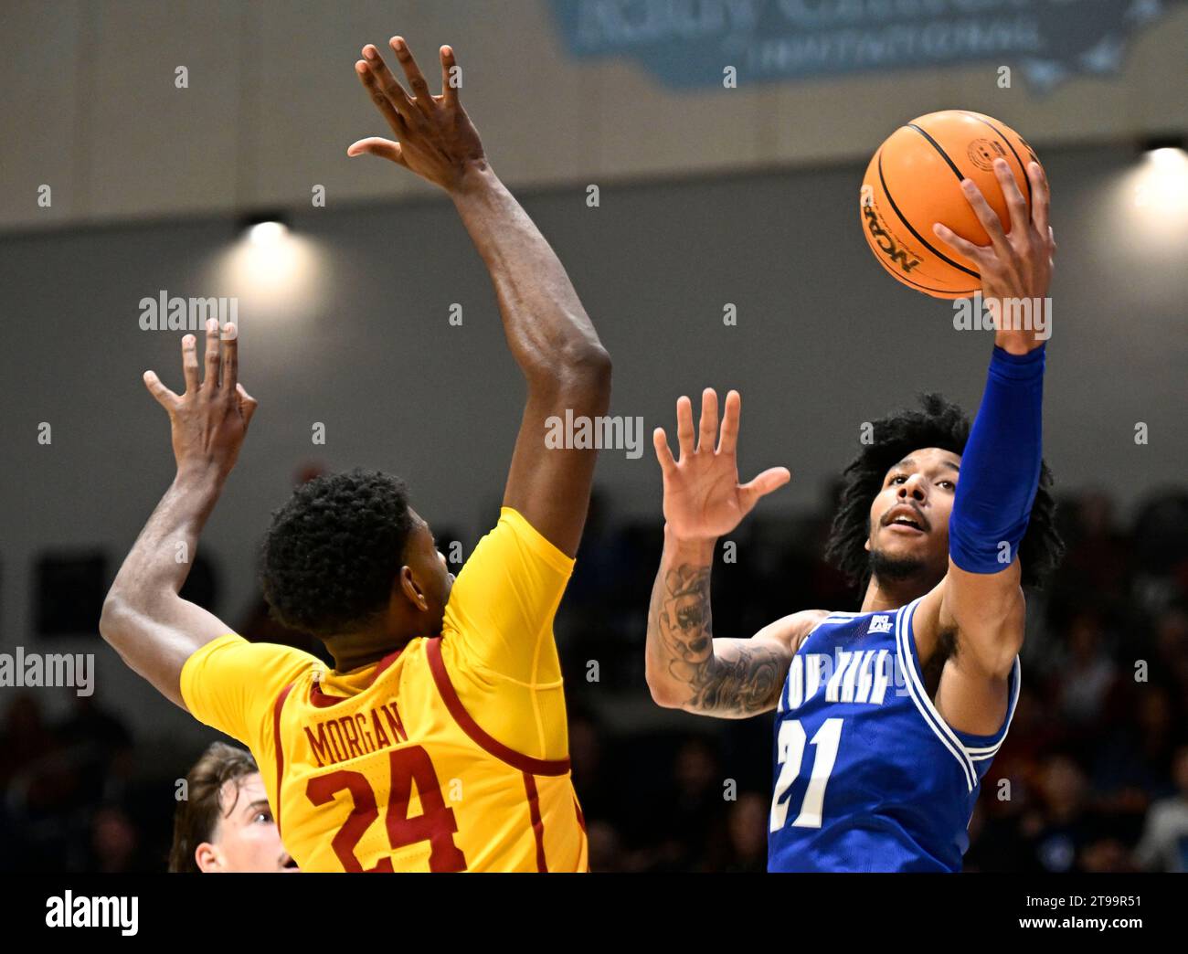 Seton Hall guard Isaiah Coleman (21) shoots against Southern California ...