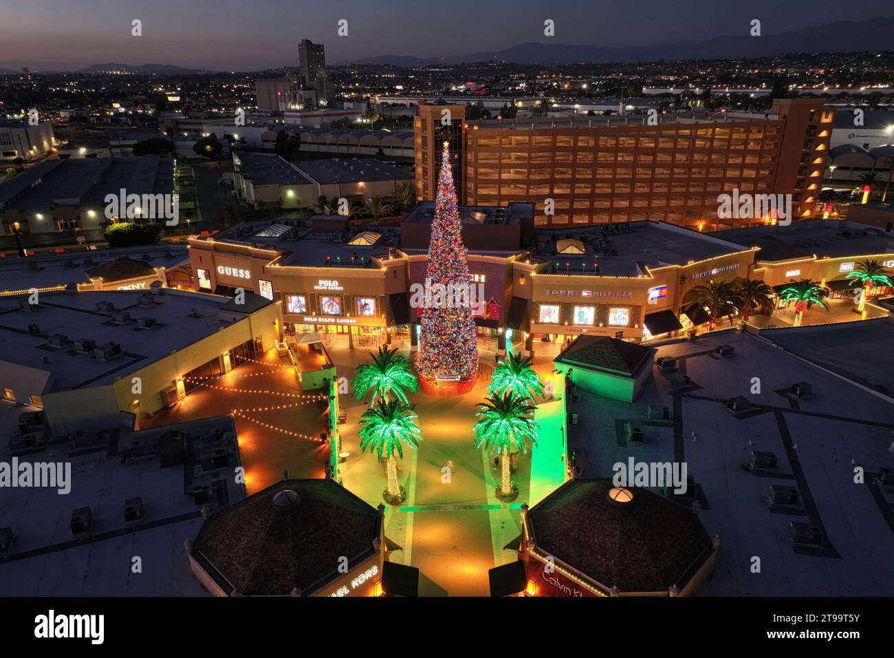 The citadel outlets shopping mall hi-res stock photography and images ...