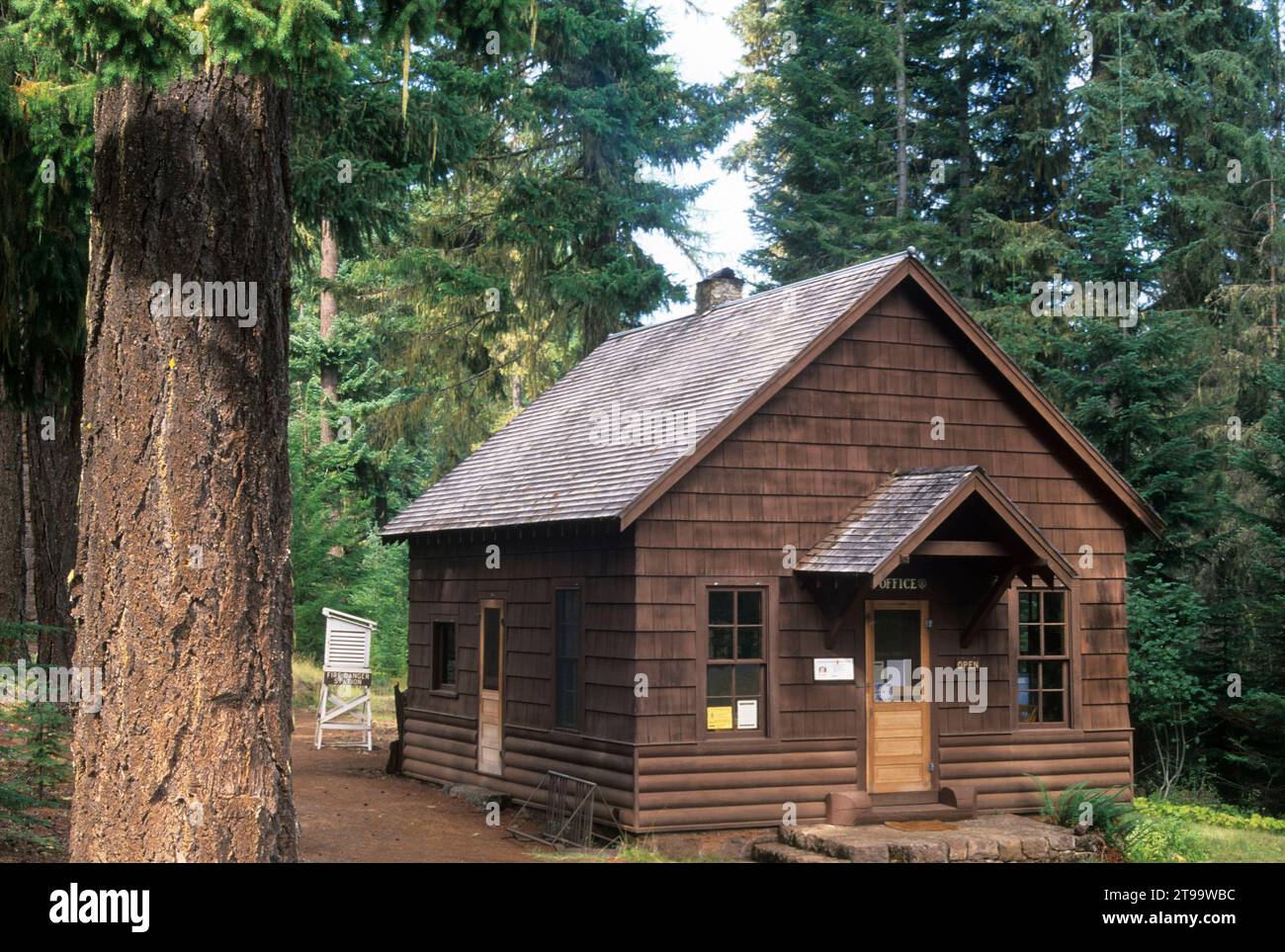 Visitor Center, Clackamas Lake Historic Ranger Station, Mt Hood ...