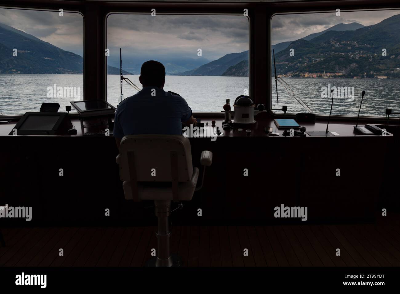 Captains chair hi-res stock photography and images - Alamy