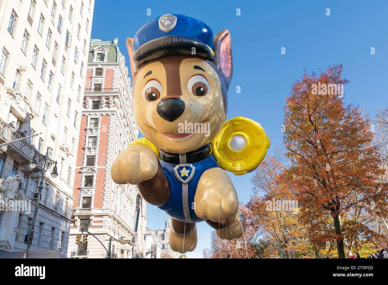 New York, USA. 23rd Nov, 2023. Chase of PAW Patrol balloon flown during ...