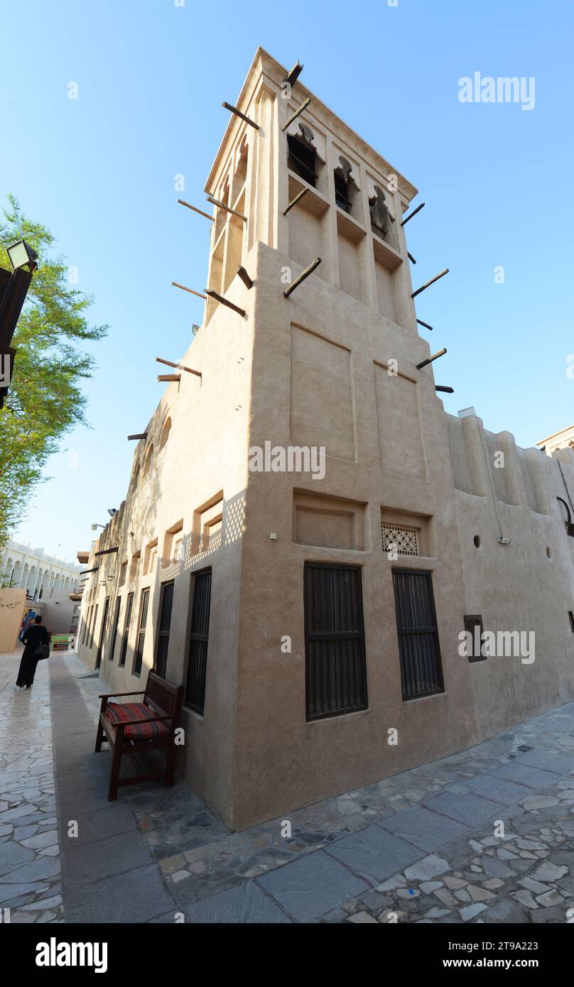 Traditional emirati architecture hi-res stock photography and images ...