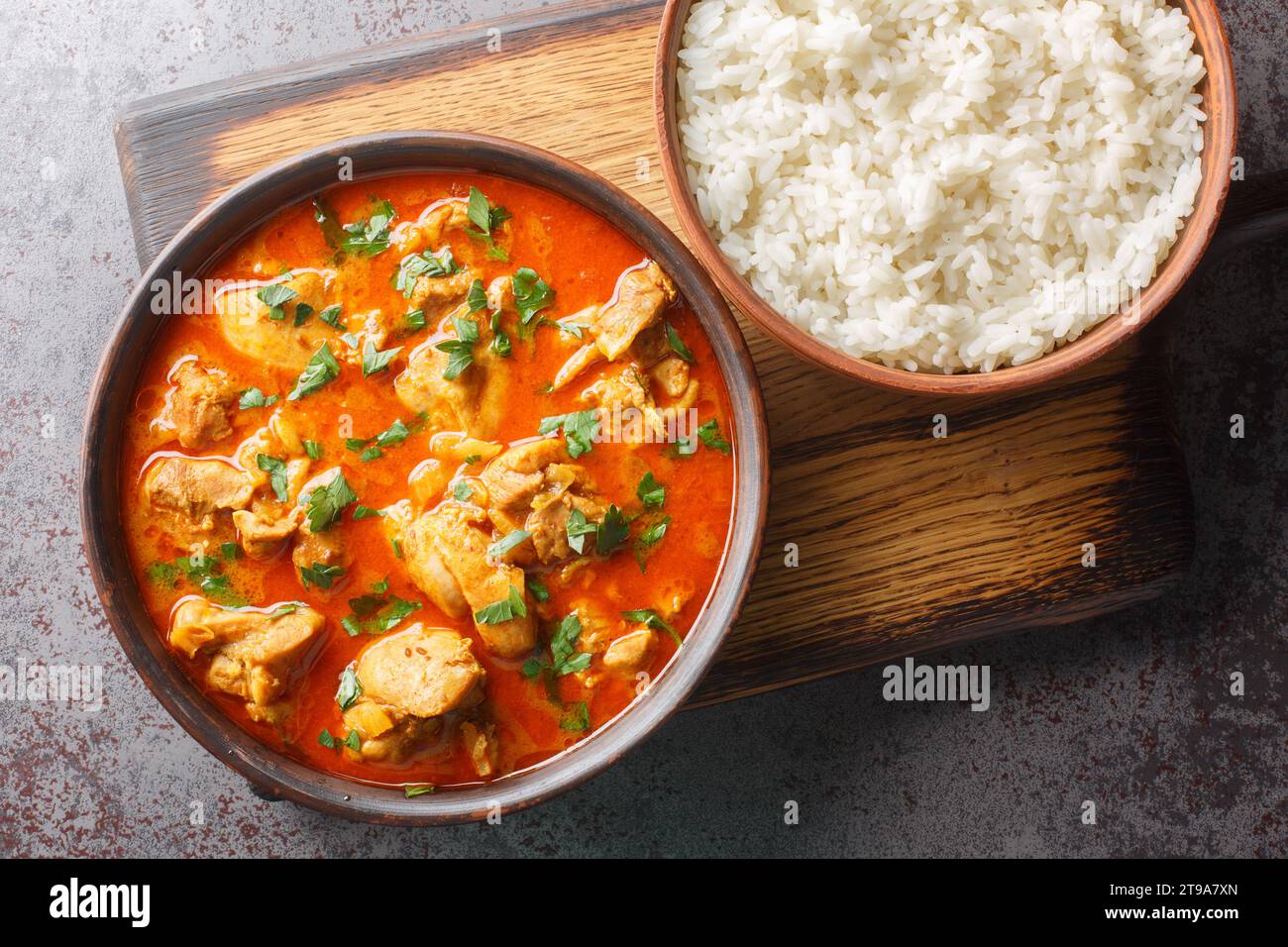 Chicken lahori is a traditional Pakistani chicken curry hailing from ...