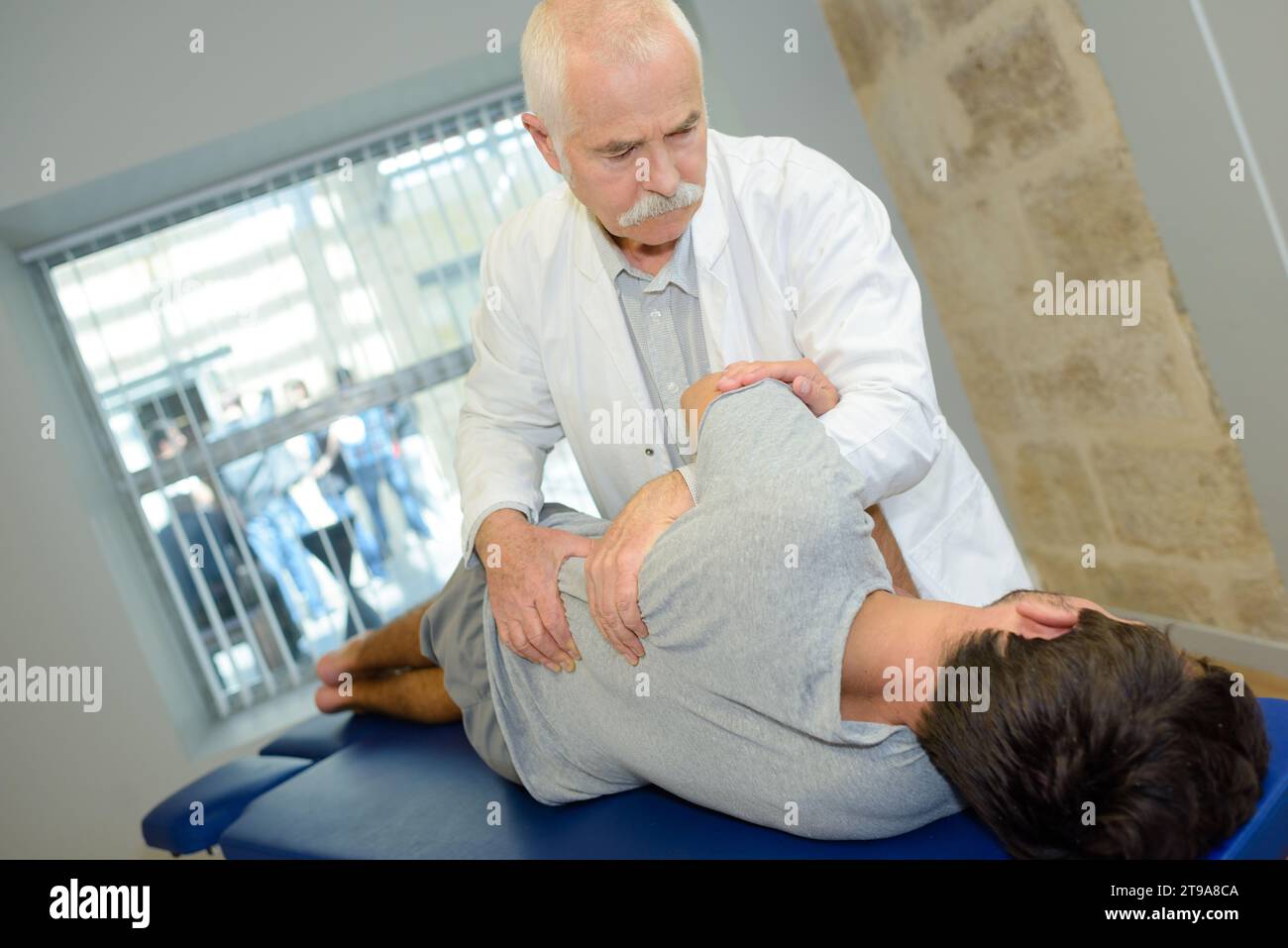 Physio practice hi-res stock photography and images - Alamy