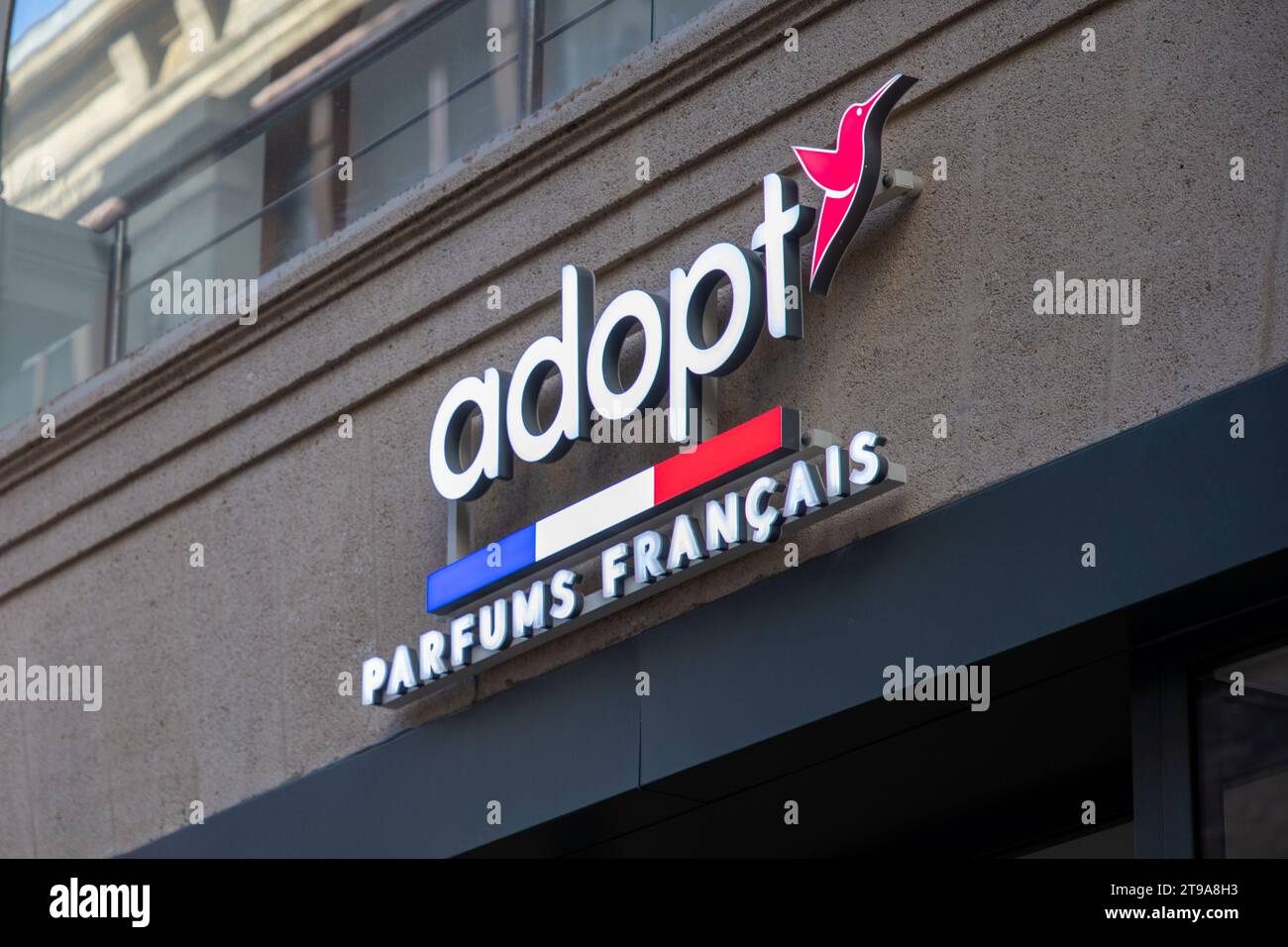 Bordeaux , France - 11 16 2023 : adopt parfums francais sign text chain ...