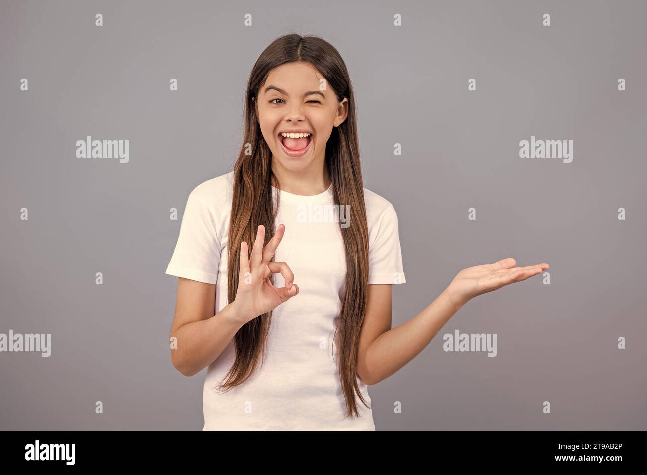 teen girl make advertisement in studio, ok. teen girl make ...