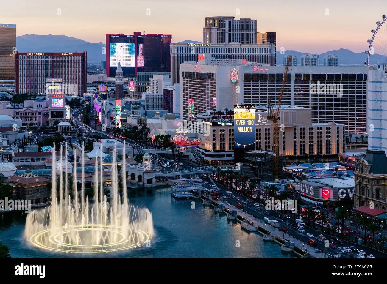 Us billboard night hi-res stock photography and images - Alamy