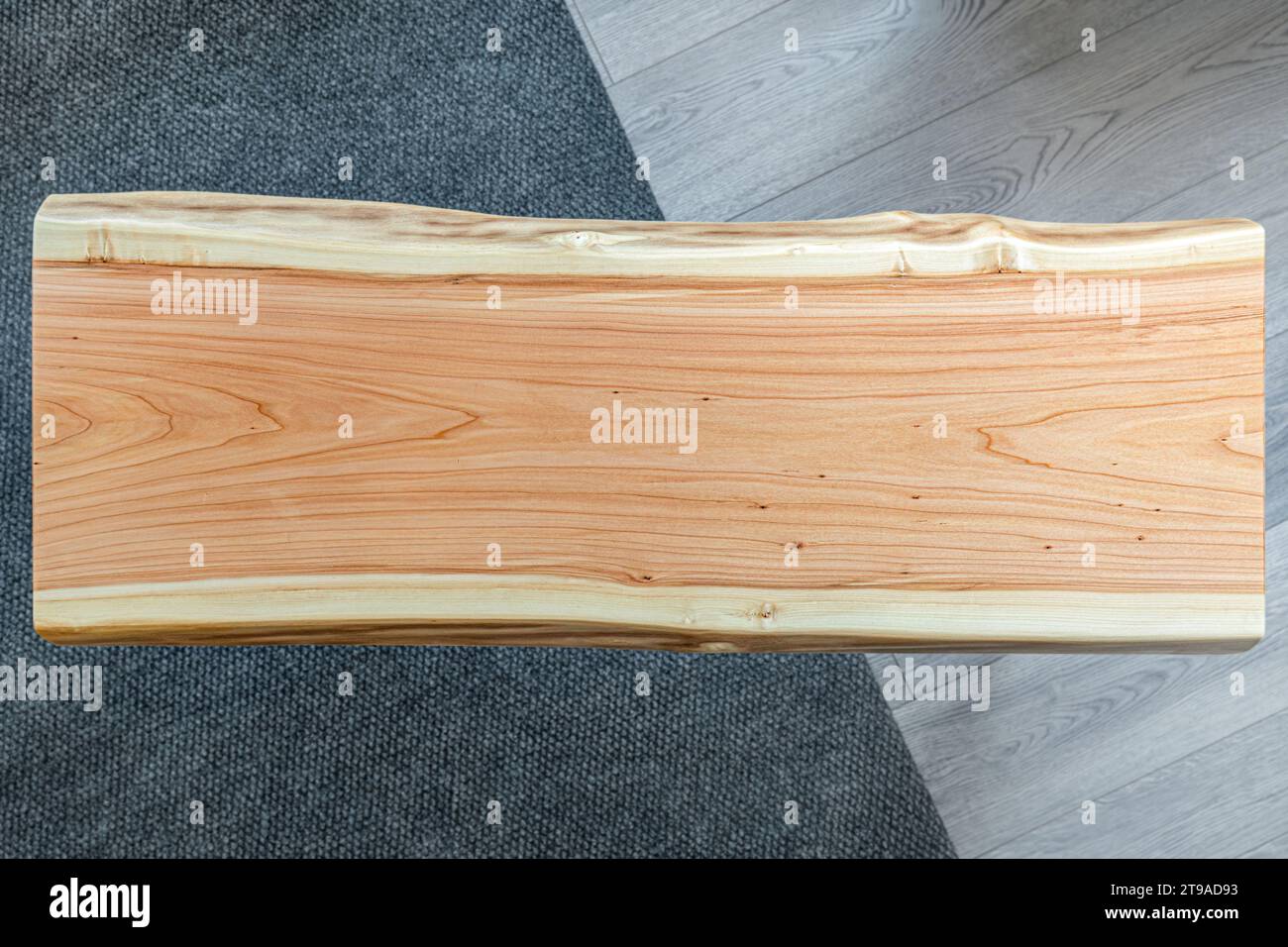 Bench top view hi-res stock photography and images - Alamy