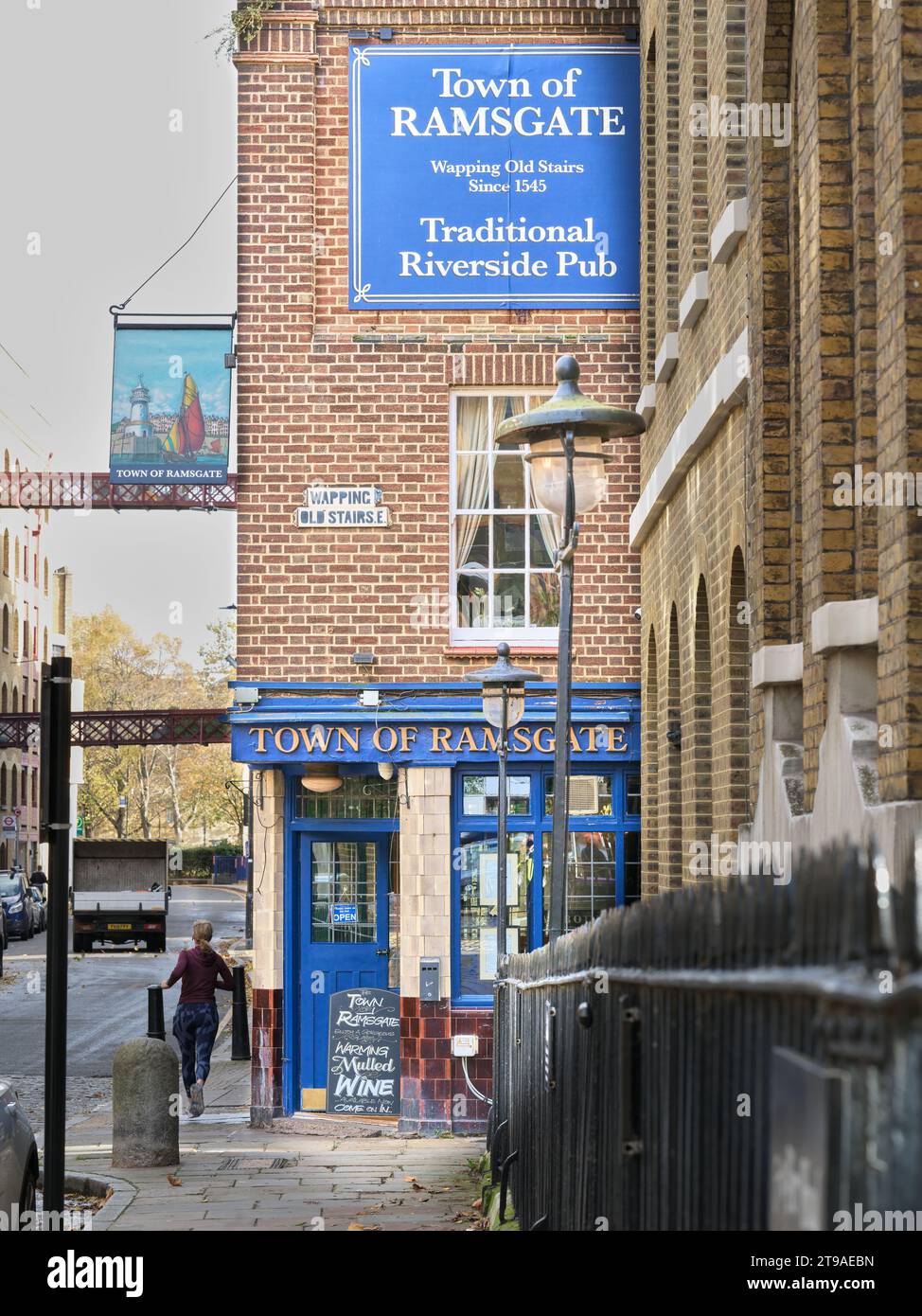 Town of Ramsgate, traditional riverside pub since 1545, at Wapping Od ...